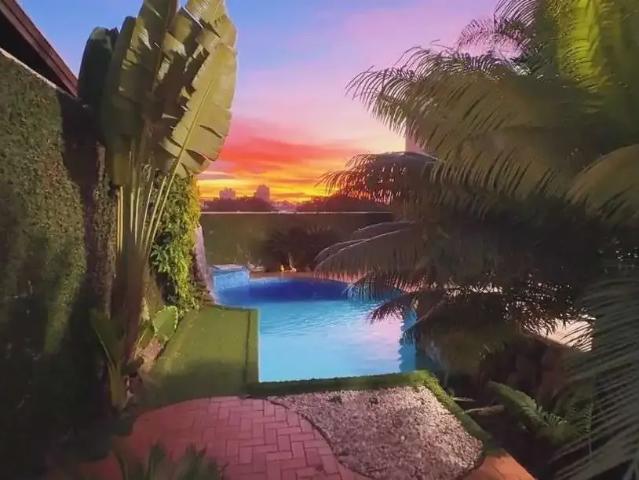 Casa / Sobrado para Venda em Mogi Mirim/SP Jardim Elite 4 Quartos