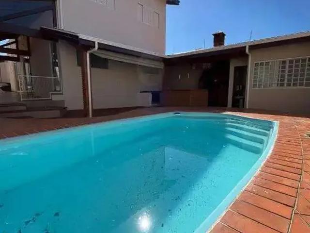 Casa / Sobrado para Venda em Mogi Mirim/SP Jardim Getúlio Vargas 3 Quartos