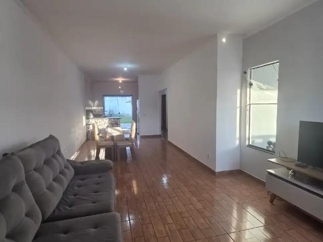 Casa / Sobrado para Venda em Mogi Mirim/SP Parque da Imprensa 3 Quartos