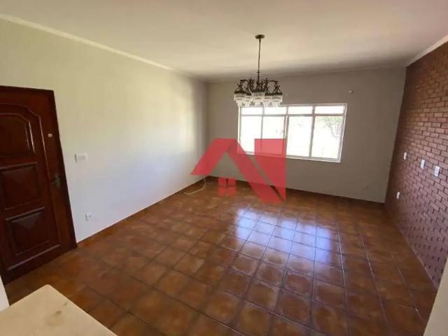 Casa / Sobrado para Venda em Mogi Mirim/SP Tucura 3 Quartos