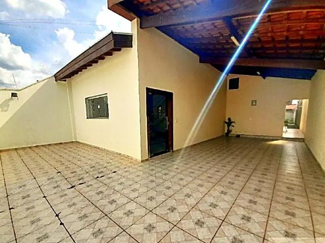Casa / Sobrado para Venda em Mogi Mirim/SP Vila Dias 4 Quartos