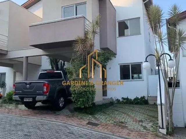 Casa / Sobrado para Venda em Mogi das Cruzes/SP Vila Oliveira 3 Quartos
