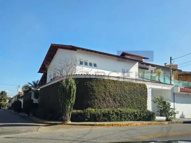 Casa / Sobrado para Venda em Mogi das Cruzes/SP Vila Oliveira 3 Quartos