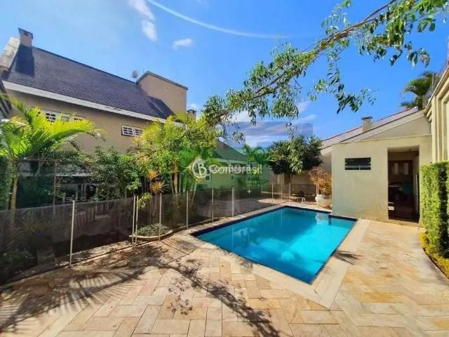 Casa / Sobrado para Venda em Mogi das Cruzes/SP Vila Oliveira 4 Quartos