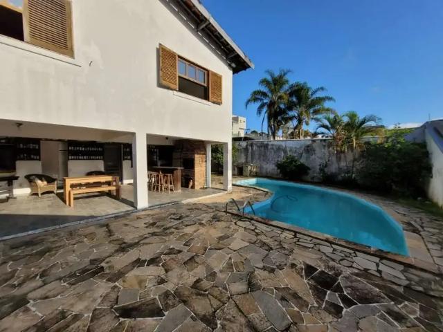 Casa / Sobrado para Venda em Mogi das Cruzes/SP Vila Oliveira 4 Quartos