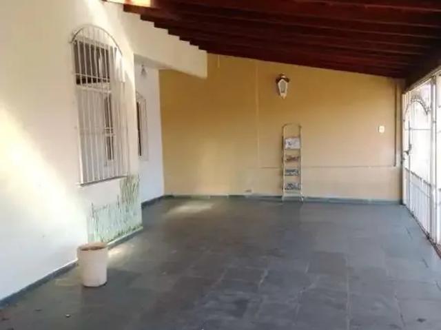 Casa / Sobrado para Venda em Mogi das Cruzes/SP Vila Oliveira 4 Quartos