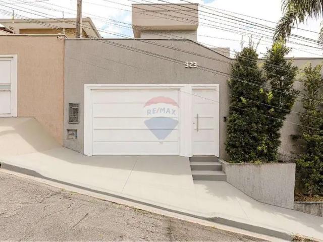 Casa / Sobrado para Venda em Mogi das Cruzes/SP Vila Oliveira 4 Quartos