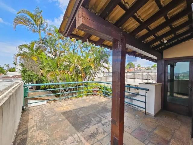 Casa / Sobrado para Venda em Mogi das Cruzes/SP Vila Oliveira 5 Quartos