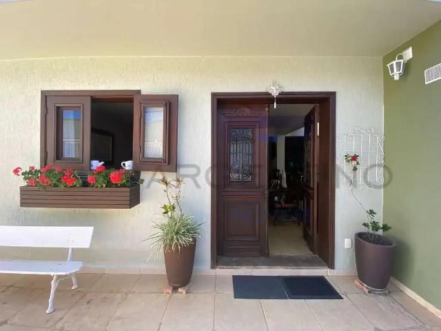 Casa / Sobrado para Venda em Mogi das Cruzes/SP Vila Oliveira 5 Quartos