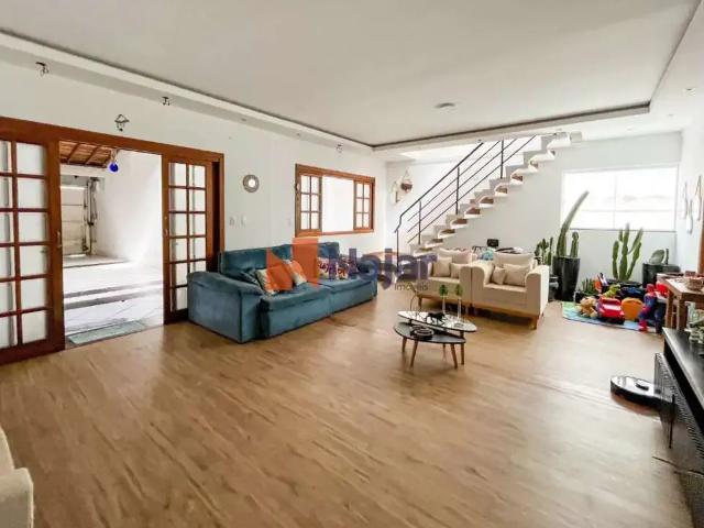 Casa / Sobrado para Venda em Mogi das Cruzes/SP Vila Oliveira 5 Quartos