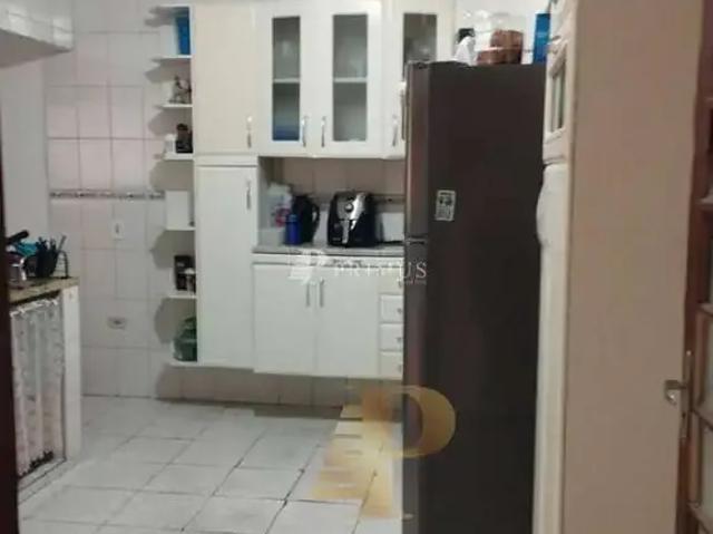 Casa / Sobrado para Venda em Mogi das Cruzes/SP Vila Avignon 4 Quartos
