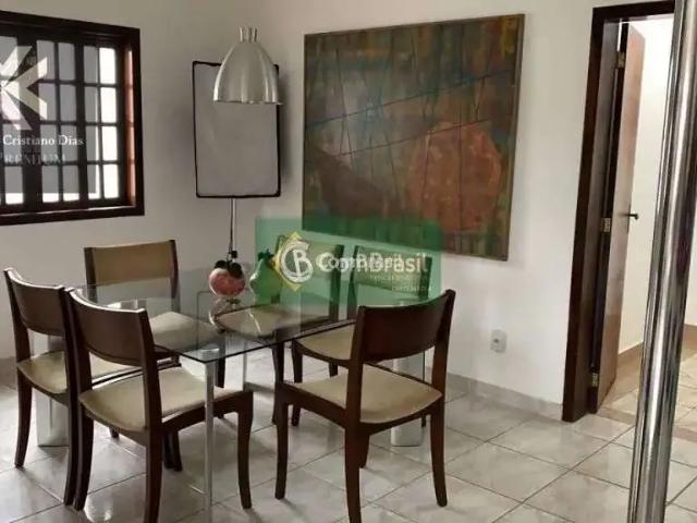 Casa / Sobrado para Venda em Mogi das Cruzes/SP Vila Caputera 3 Quartos