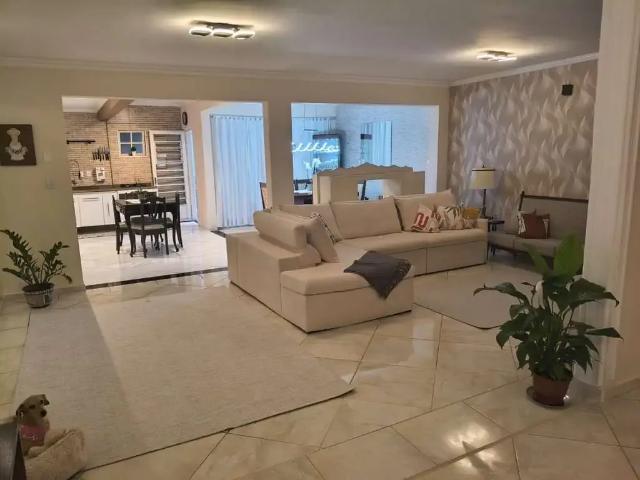 Casa / Sobrado para Venda em Mogi das Cruzes/SP Vila Lavínia 3 Quartos