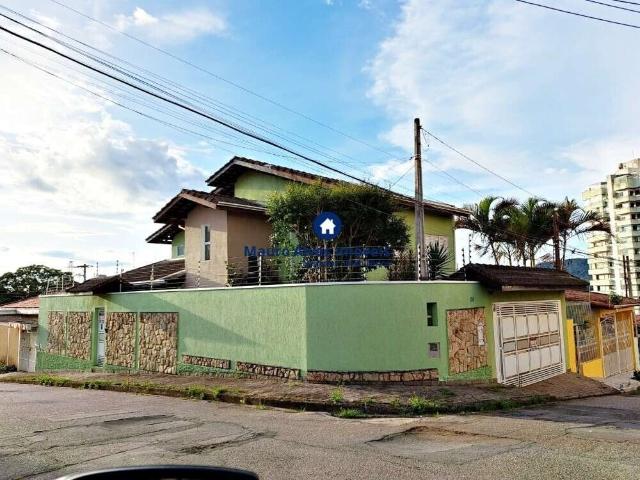 Casa / Sobrado para Venda em Mogi das Cruzes/SP Vila Lavínia 3 Quartos