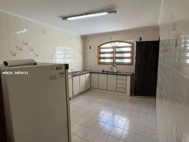 Casa / Sobrado para Venda em Mogi das Cruzes/SP Vila Lavínia 4 Quartos