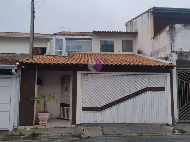 Casa / Sobrado para Venda em Mogi das Cruzes/SP Vila Suissa 4 Quartos