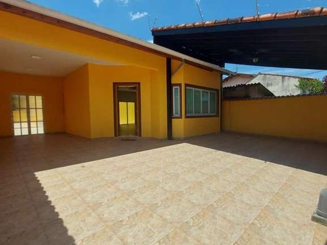 Casa / Sobrado para Venda em Mogi das Cruzes/SP Vila Suissa 4 Quartos