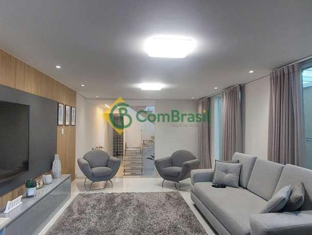 Casa / Sobrado para Venda em Mogi das Cruzes/SP Vila Suissa 3 Quartos