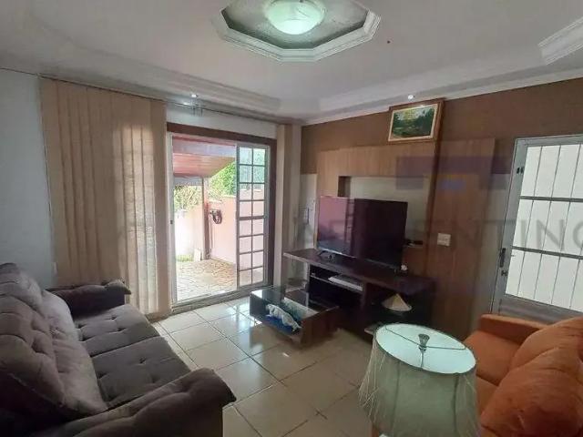 Casa / Sobrado para Venda em Mogi das Cruzes/SP Vila Suissa 3 Quartos