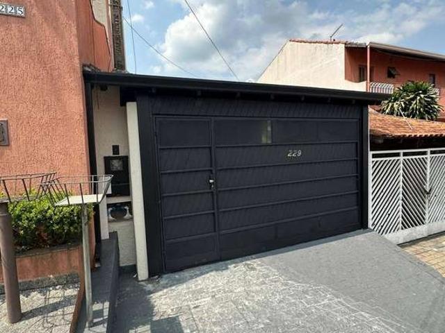 Casa / Sobrado para Venda em Mogi das Cruzes/SP Vila Suissa 3 Quartos