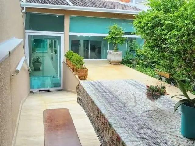 Casa / Sobrado para Venda em Mogi das Cruzes/SP Vila Suissa 3 Quartos