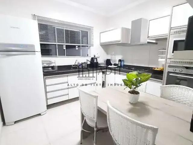 Casa / Sobrado para Venda em Mogi das Cruzes/SP Vila Suissa 3 Quartos