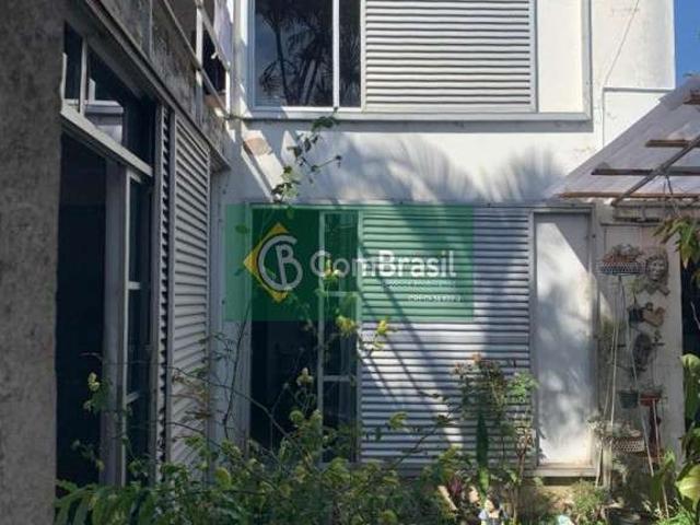 Casa / Sobrado para Venda em Mogi das Cruzes/SP Centro 3 Quartos