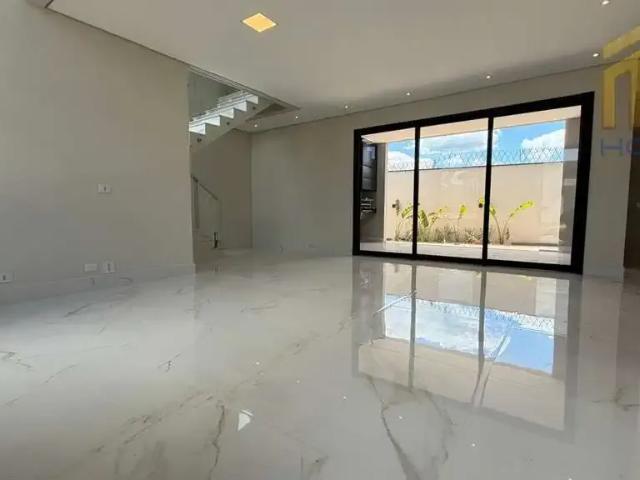 Casa / Sobrado para Venda em Suzano/SP Jardim Josué 4 Quartos