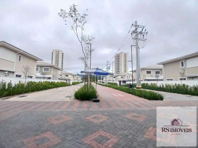 Casa / Sobrado para Venda em Mogi das Cruzes/SP Cézar de Souza 3 Quartos