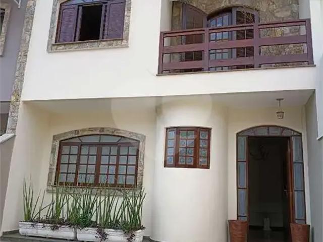 Casa / Sobrado para Venda em Mogi das Cruzes/SP Chácara Jafet 3 Quartos
