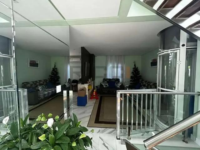 Casa / Sobrado para Venda em Mogi das Cruzes/SP Cidade Parquelandia 3 Quartos