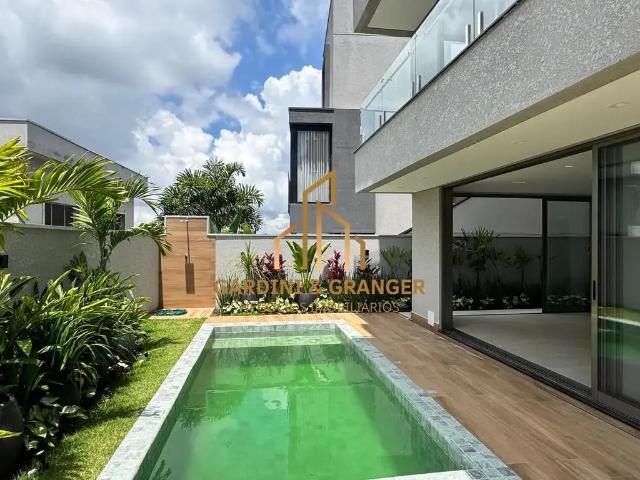 Casa / Sobrado para Venda em Mogi das Cruzes/SP Fazenda Rodeio 3 Quartos