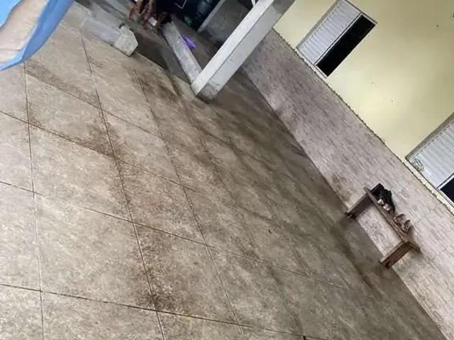 Casa / Sobrado para Venda em Mogi das Cruzes/SP Jardim Layr 3 Quartos