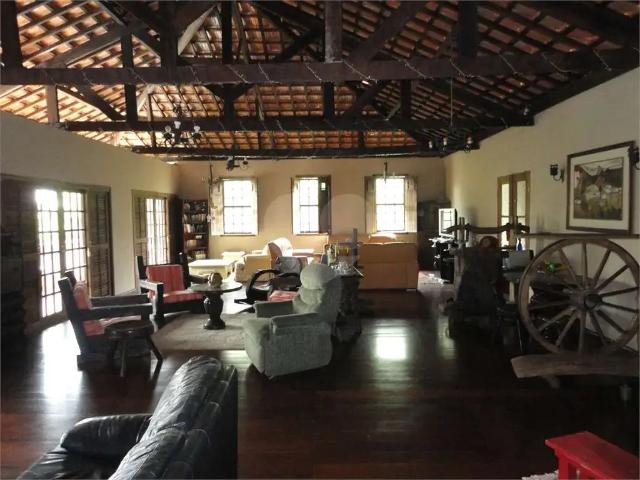 Casa / Sobrado para Venda em Mogi das Cruzes/SP Parque Morumbi 9 Quartos