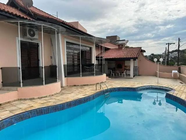 Casa / Sobrado para Venda em Mogi das Cruzes/SP Parque Residencial Itapeti 3 Quartos