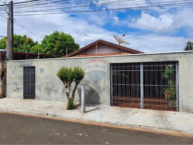 Casa / Sobrado para Venda em Mogi Guaçu/SP Chácara Nova Odessa 3 Quartos