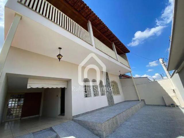 Casa / Sobrado para Venda em Mogi Guaçu/SP Jardim Centenário 4 Quartos