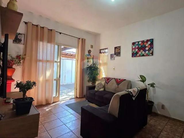 Casa / Sobrado para Venda em Mogi Guaçu/SP Jardim Chaparral 3 Quartos