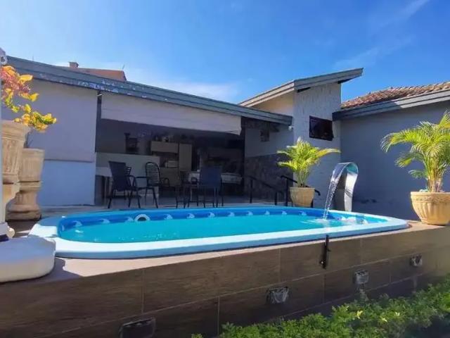 Casa / Sobrado para Venda em Mogi Guaçu/SP Jardim Itamaraty 4 Quartos