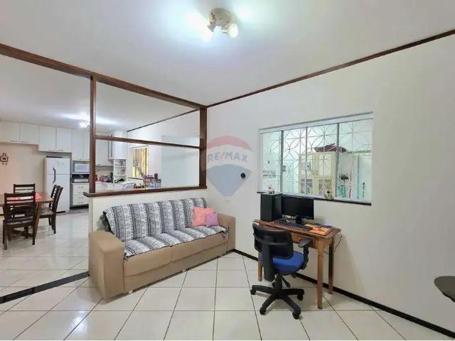 Casa / Sobrado para Venda em Mogi Guaçu/SP Jardim Itamaraty 3 Quartos