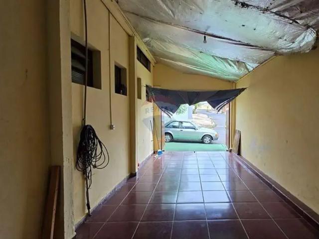 Casa / Sobrado para Venda em Mogi Guaçu/SP Jardim Itacolomi 4 Quartos