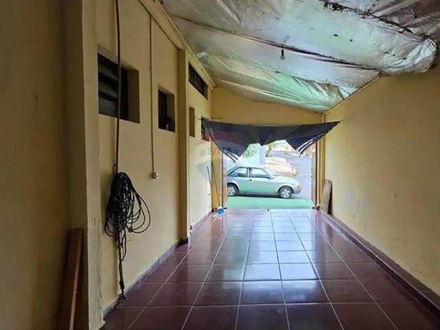 Casa / Sobrado para Venda em Mogi Guaçu/SP Jardim Itacolomi 4 Quartos