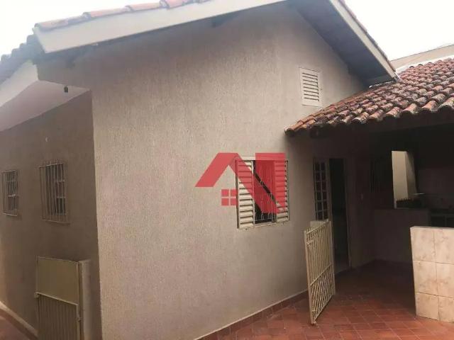 Casa / Sobrado para Venda em Mogi Guaçu/SP Jardim Itacolomi 3 Quartos