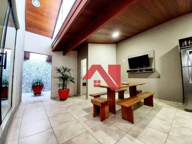Casa / Sobrado para Venda em Mogi Guaçu/SP Jardim Planalto Verde 3 Quartos
