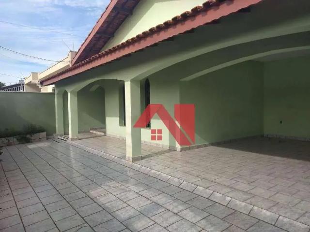 Casa / Sobrado para Venda em Mogi Guaçu/SP Jardim Presidente 4 Quartos