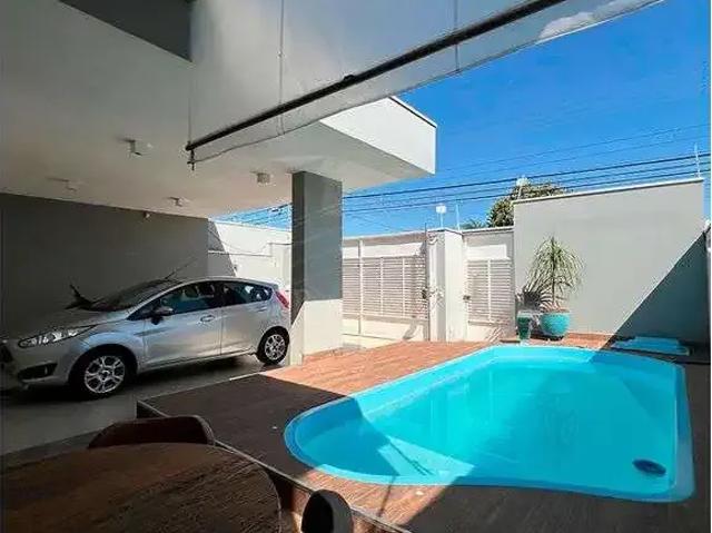 Casa / Sobrado para Venda em Mogi Guaçu/SP Parque Cidade Nova 3 Quartos