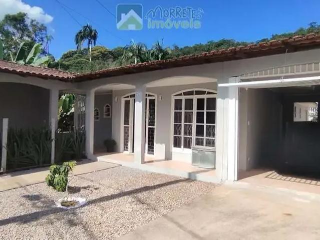 Casa / Sobrado para Venda em Morretes/PR Barro Branco 5 Quartos
