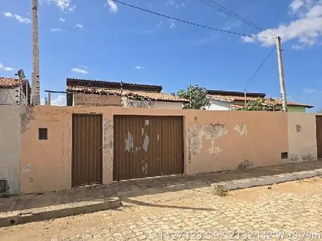 Casa / Sobrado para Venda em Mossoró/RN Itapetinga 2 Quartos