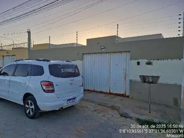 Casa / Sobrado para Venda em Mossoró/RN Santa Delmira 2 Quartos