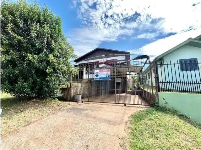 Casa / Sobrado para Venda em Não Me Toque/RS Centro 4 Quartos